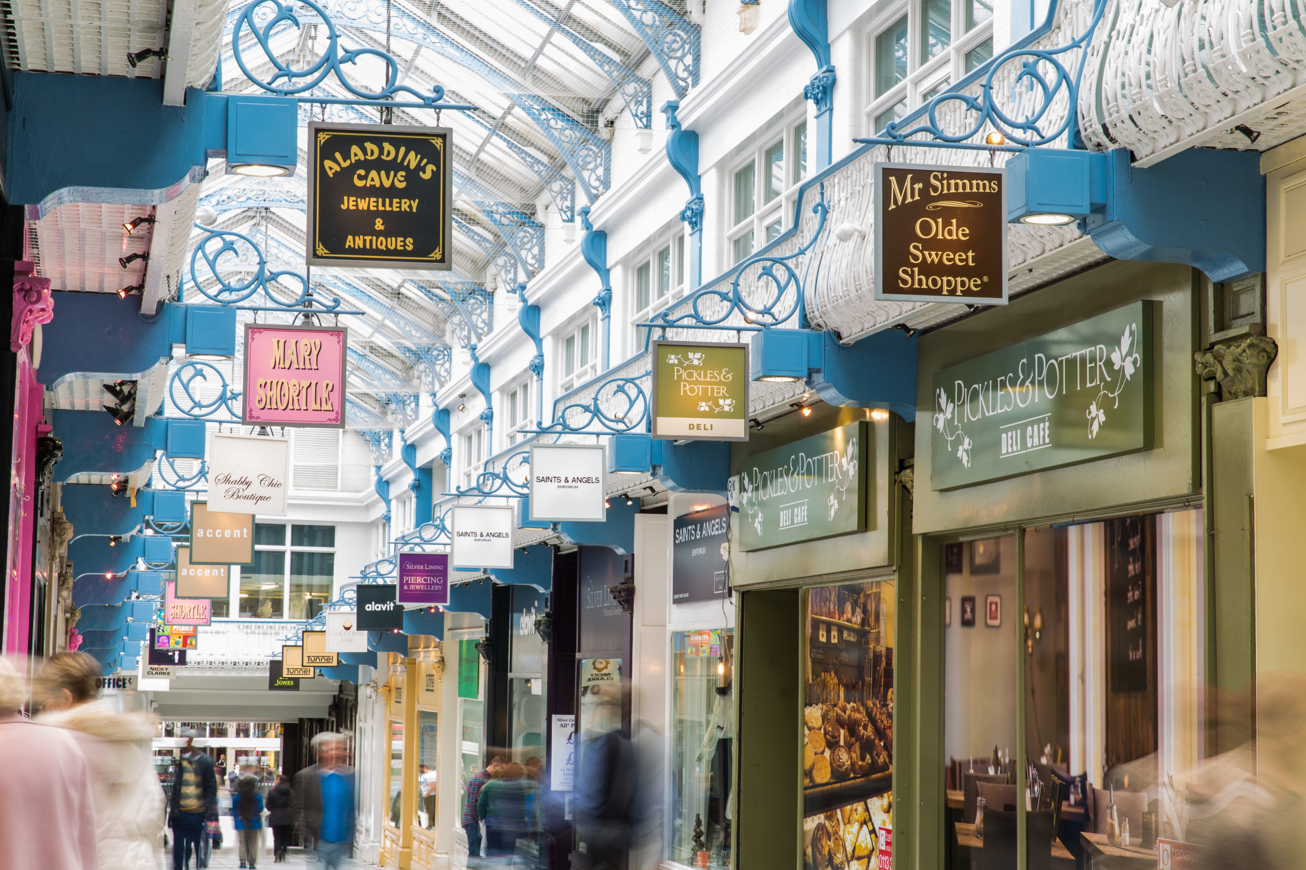 Queens Arcade - Visit Leeds