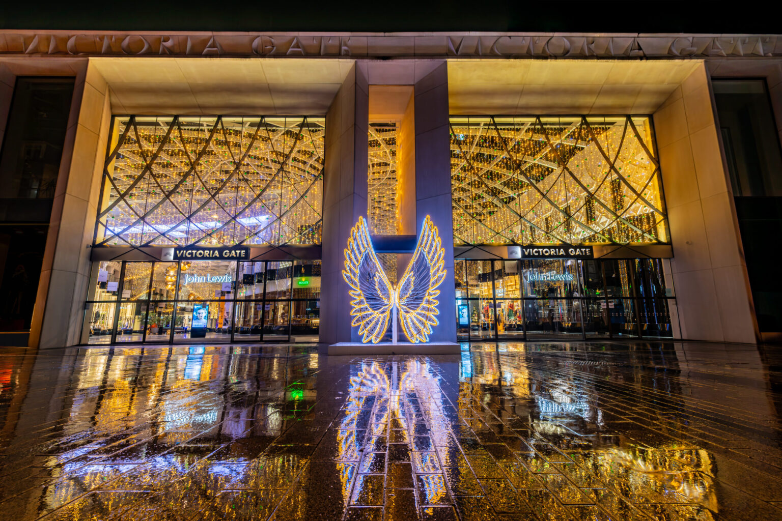 VICTORIA LEEDS CELEBRATES RECORD FOOTFALL WITH ‘CATCH THE MAGIC’ END OF ...